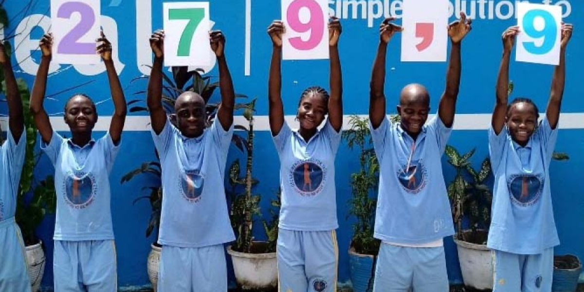 Každý školní den sytíme 2 279 941 dětí! | Mary's Meals